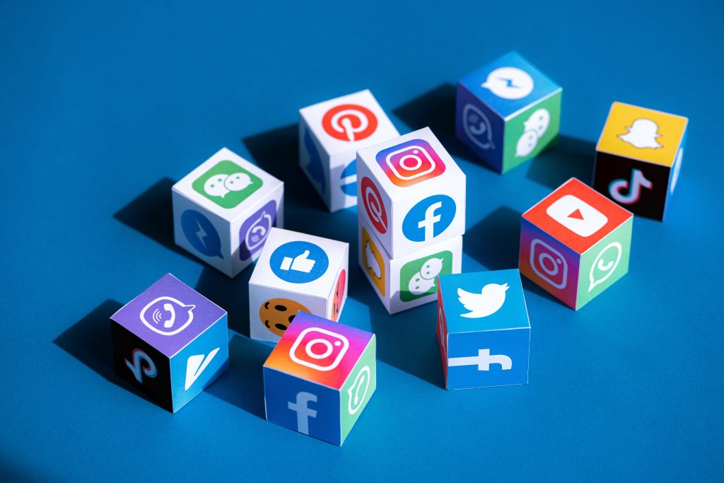 Social Media - best practices for 2020 - Visual Identity Social Media - best practices for 2020 - Visual Identity